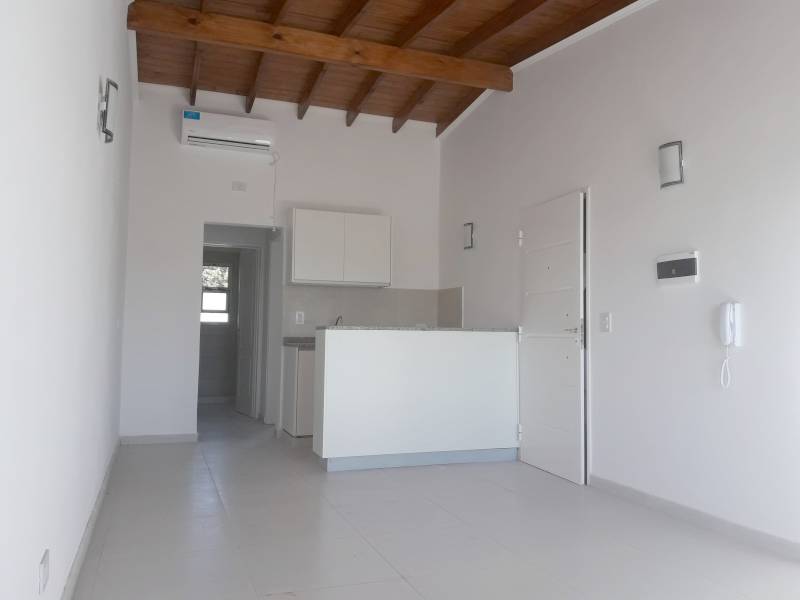 Departamentos grandes y luminosos de un dormitorio en Escobar
